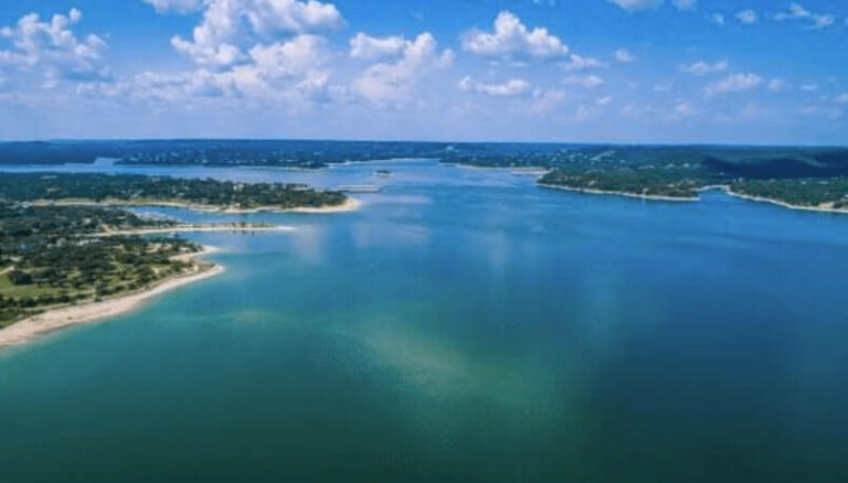 Boating on Lake Travis, Texas | Recademics™