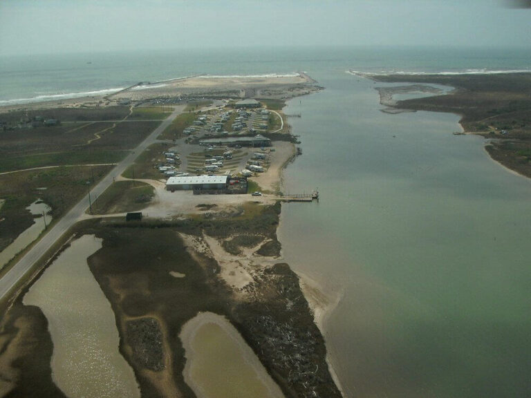 Boating on Matagorda Bay, Texas | Recademics™